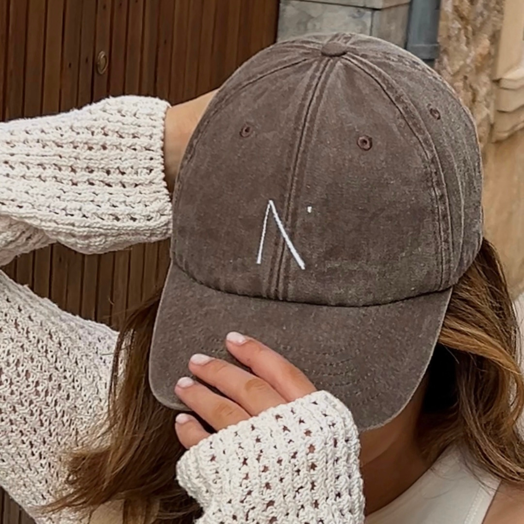 Natural Isle Cap in Truffle